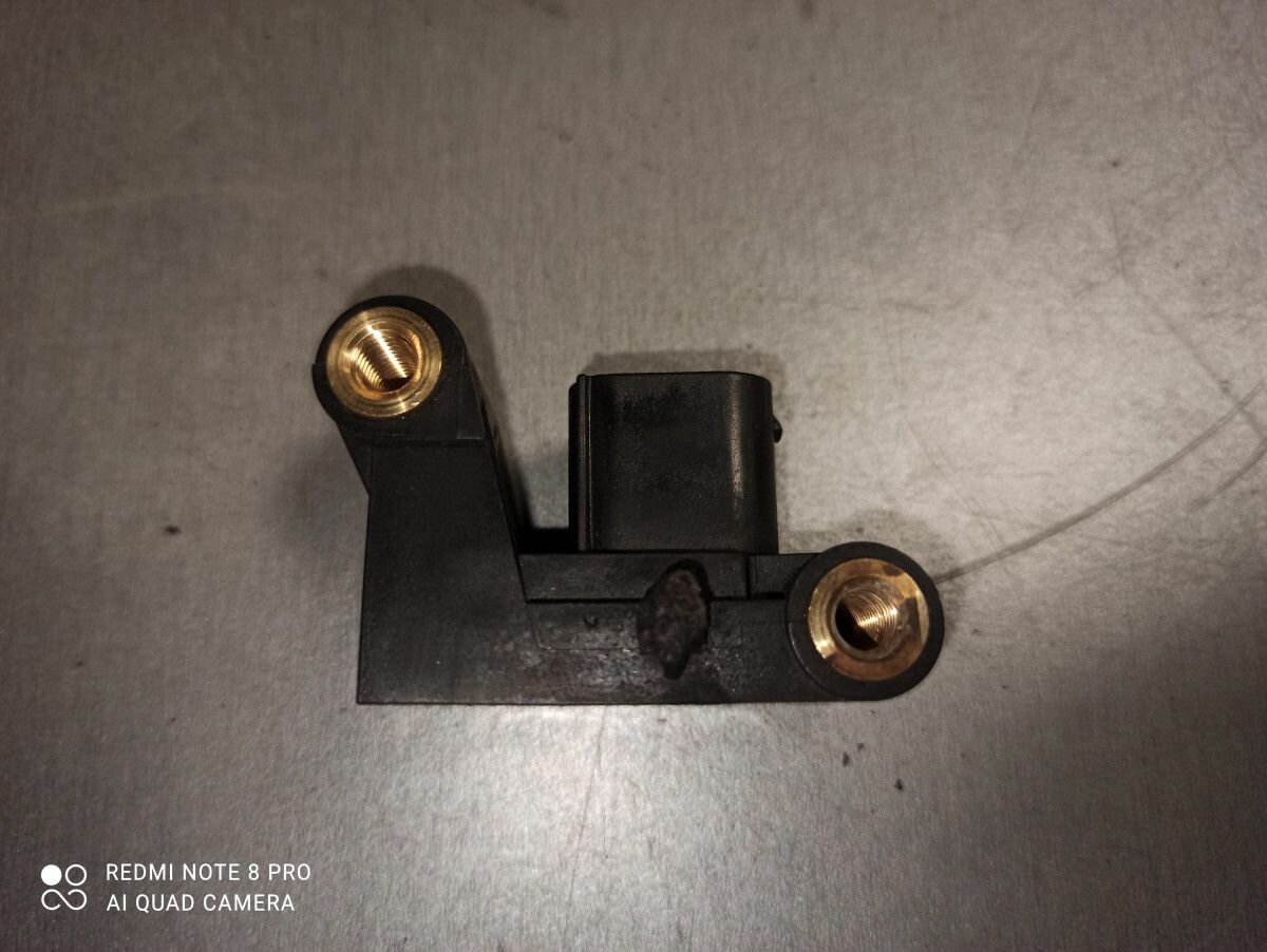 Датчик удара ускорения боковой BMW E60 E63 Mini 55