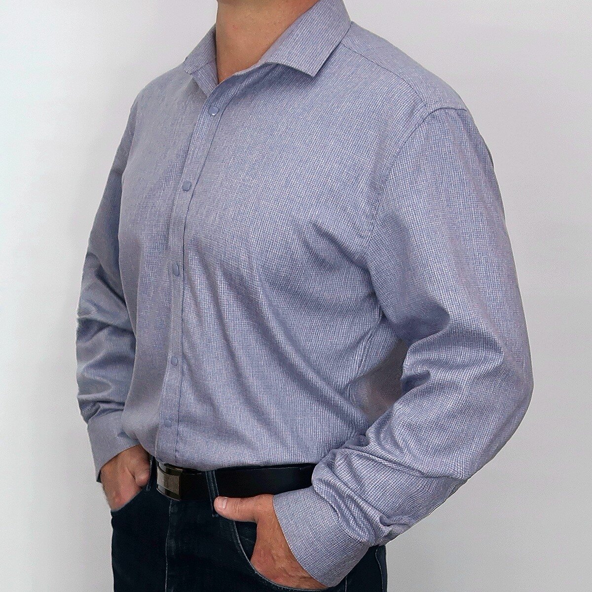 Рубашка Рубашка мужская с длинным рукавом, приталенная, светлая сорочка, на кнопках, рубаха на любой сезон, стильный фасон одежды, серая, мелкая клетка, без карманов, летняя