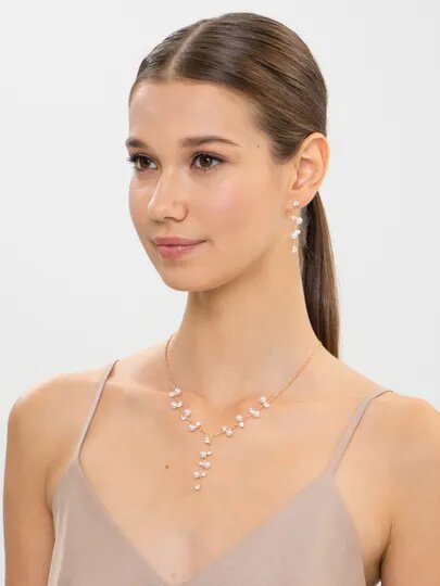 Комплект бижутерии: колье, серьги, кристалл