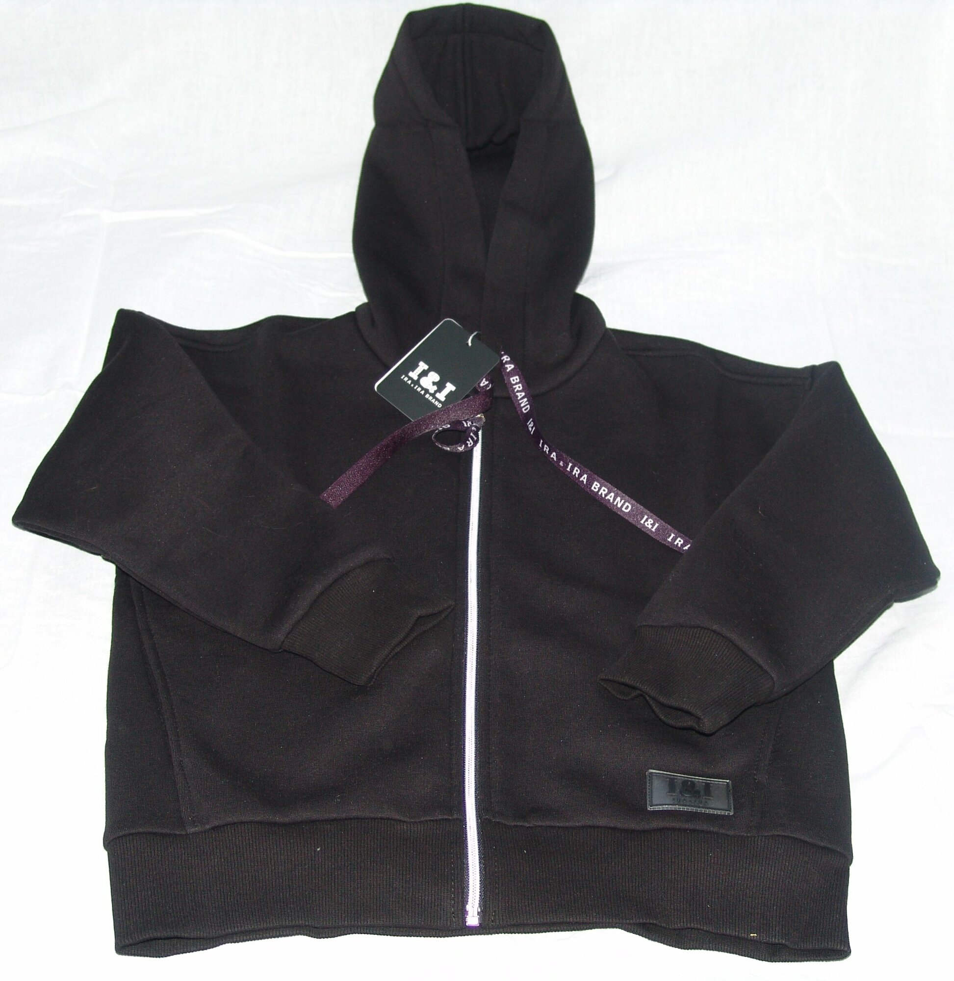 Толстовка Толстовка с капюшоном и внутренним карманом