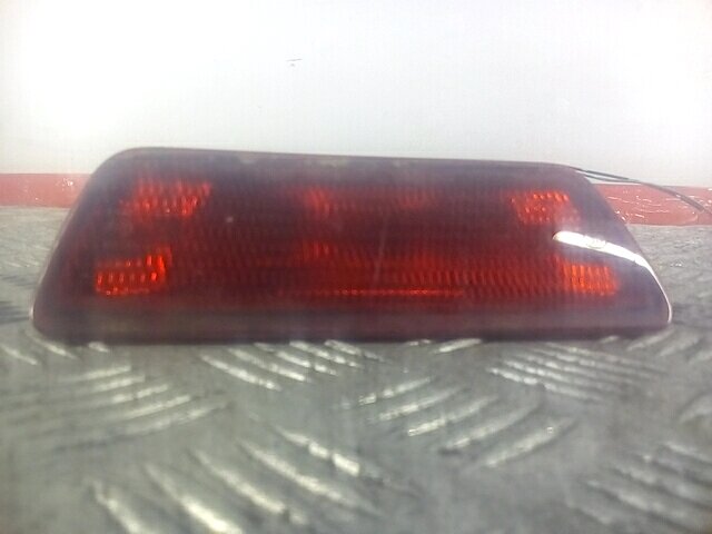 Фонарь дополнительный тормозной (стоп-сигнал) Nissan Tiida 1 (C11) 26590EM00A арт. 453528