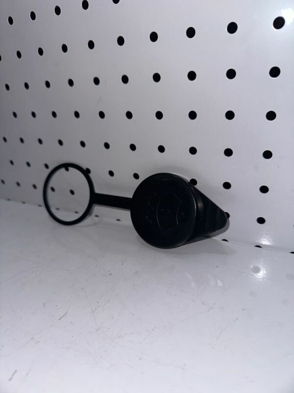 Крышка бачка омывателя Man Tgl/Tgm