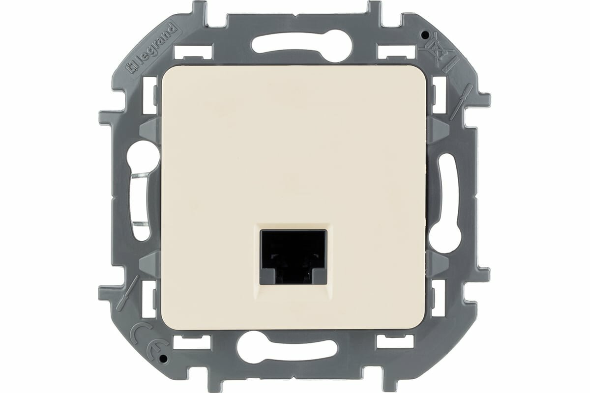 Legrand Информационная розетка RJ45 Cat 6 UTP Inspira слоновая кость 673831 для витой пары