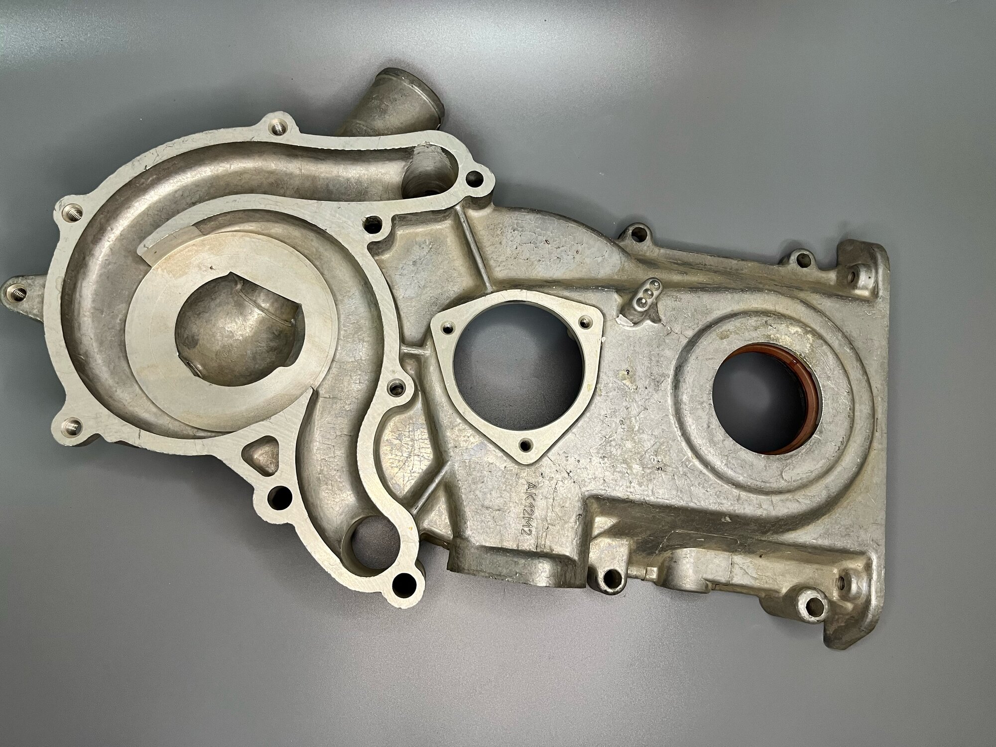 Крышка распределительных щестерен