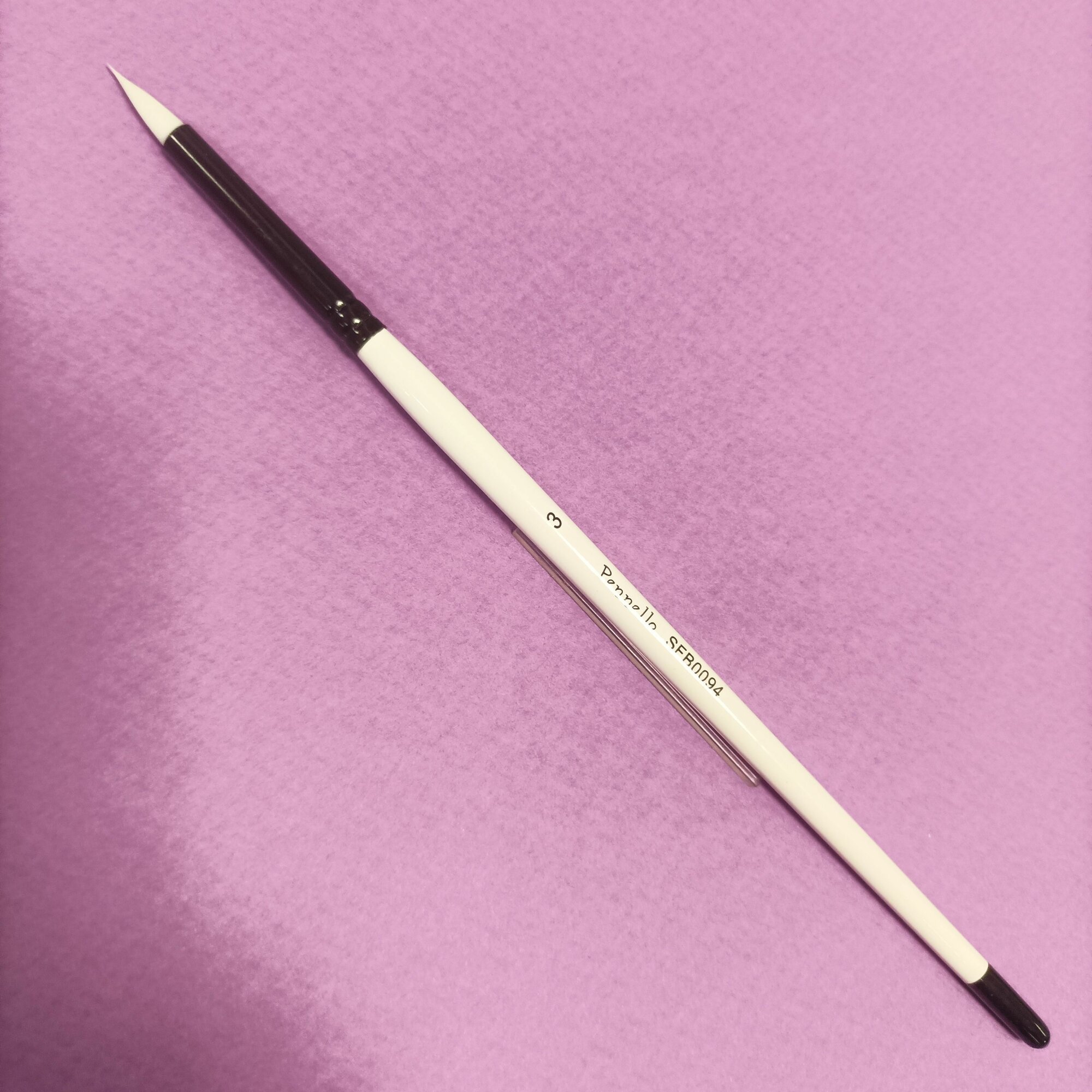 Кисть синтетика жесткая Pennelo круглая N 3 короткая ручка