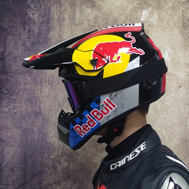 Мотокроссовый шлем