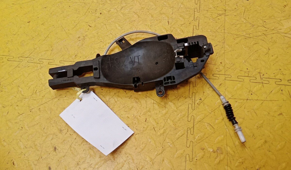 Ручка двери передней левой наружная 3-серия E90,91,92,93 BMW