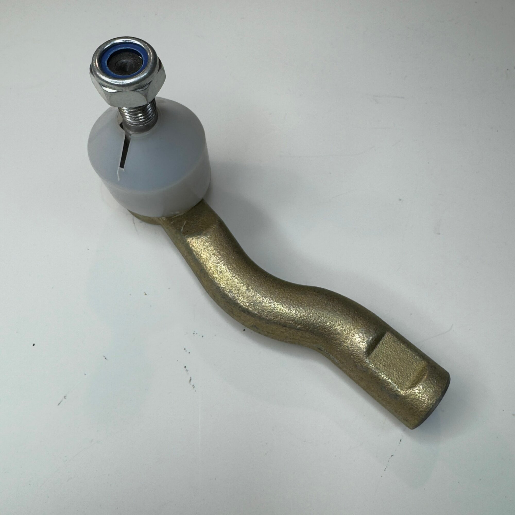 Наконечник левый LIFAN Chery Tiggo [2.0 16V 4AT внедорожник 4X2]