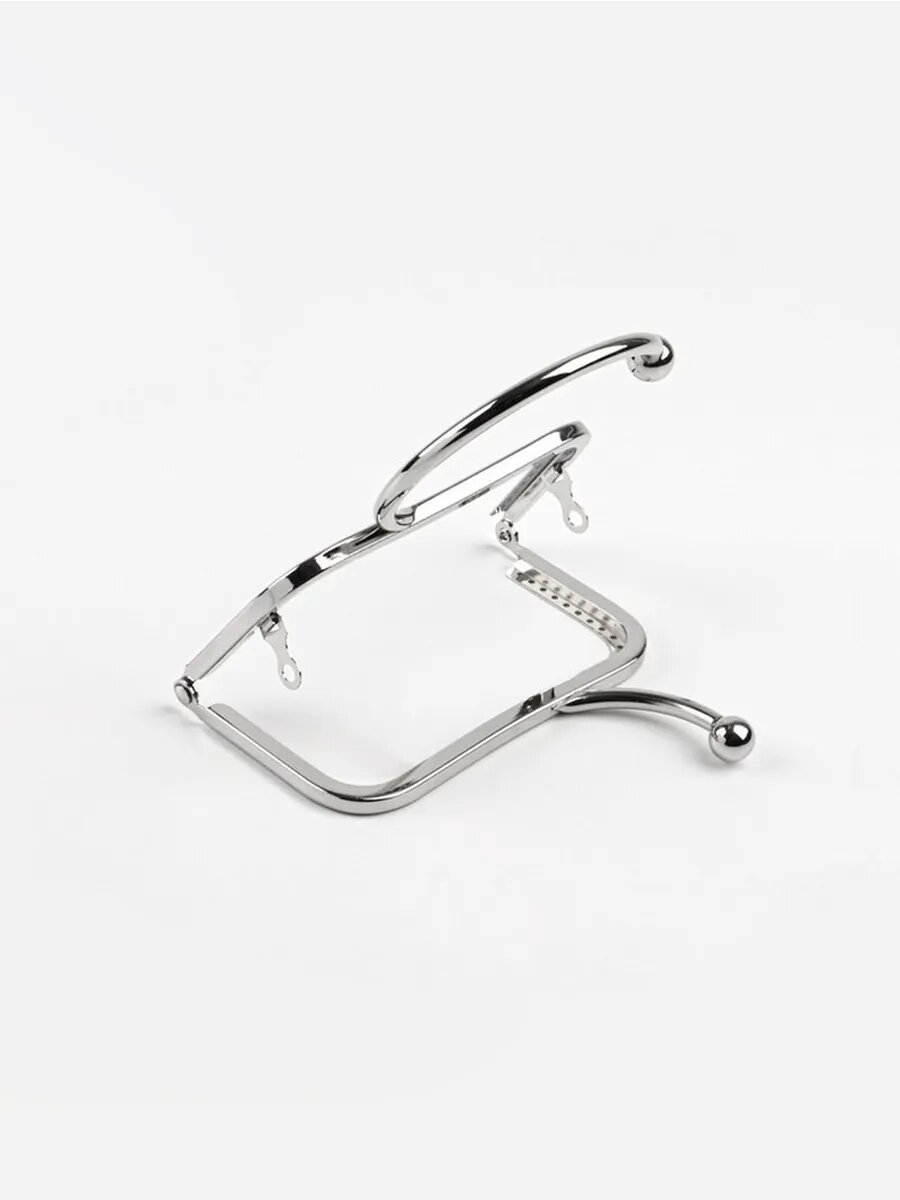 Элегантный пришивной фермуар с ручкой