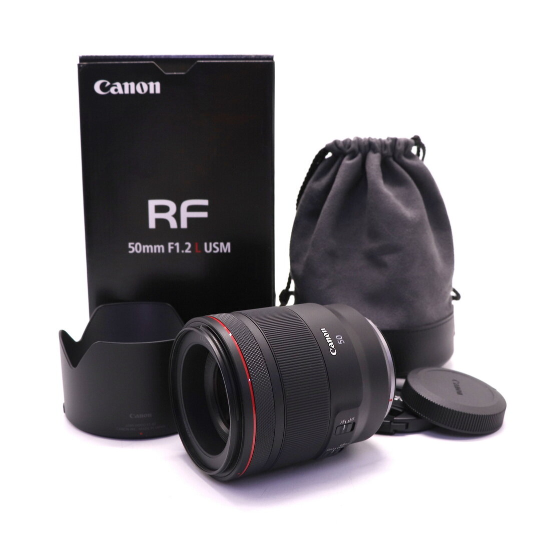 Объектив Canon RF 50mm f/1.2 L USM в упаковке