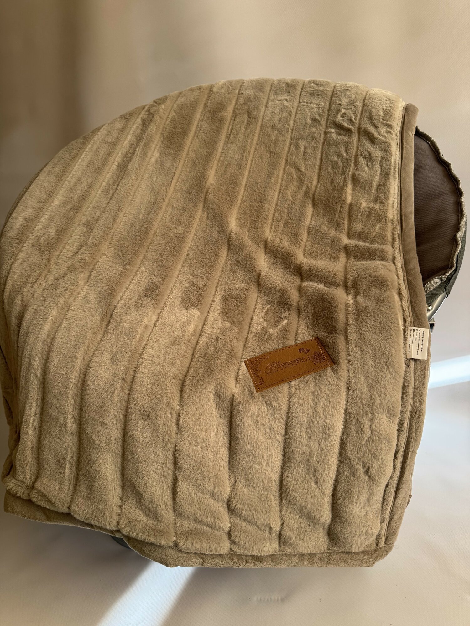 Плед-покрывало Blumarine "Кролик" мягкий на кровать, капучино