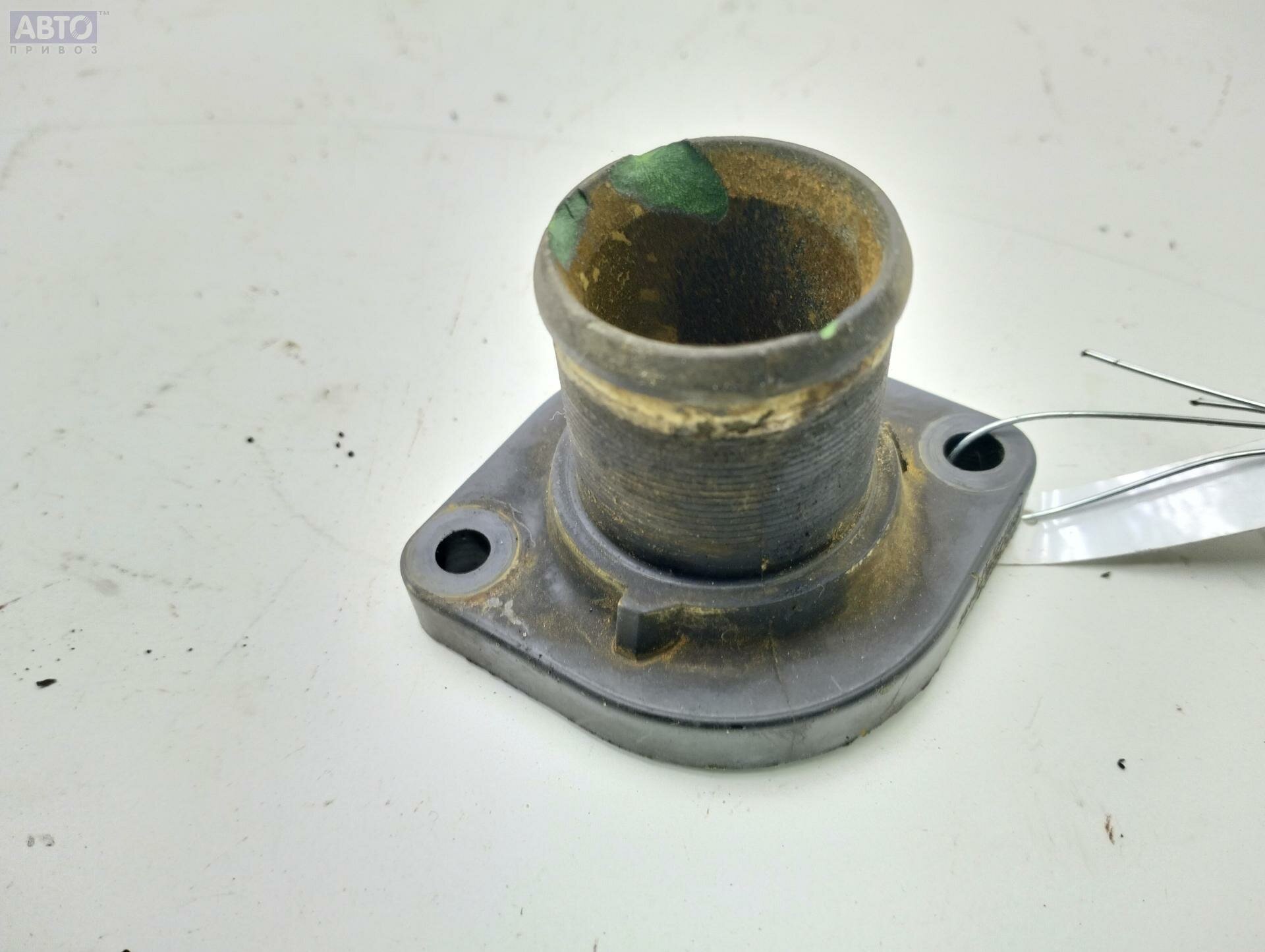 Корпус термостата Citroen Berlingo (2003-2007)