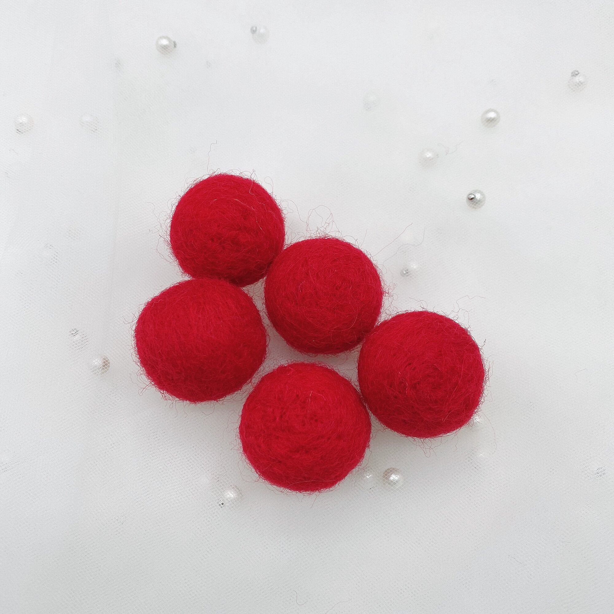 Шерстяные войлочные помпоны 3 см, круглые, маленькие, для украшения новогодней елки, цветочных коробок, букетов,