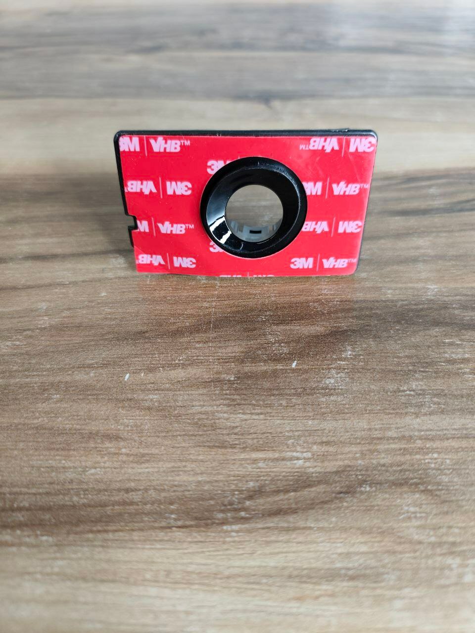 Кронштейн крепления парктроника (правый) Voyah Free I (2021-2025) H97C2804016BA