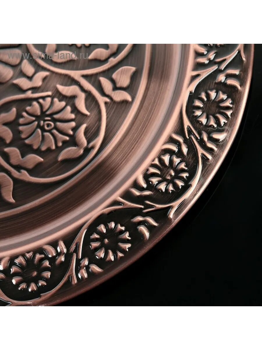 Элегантный бронзовый поднос с широкими бортами