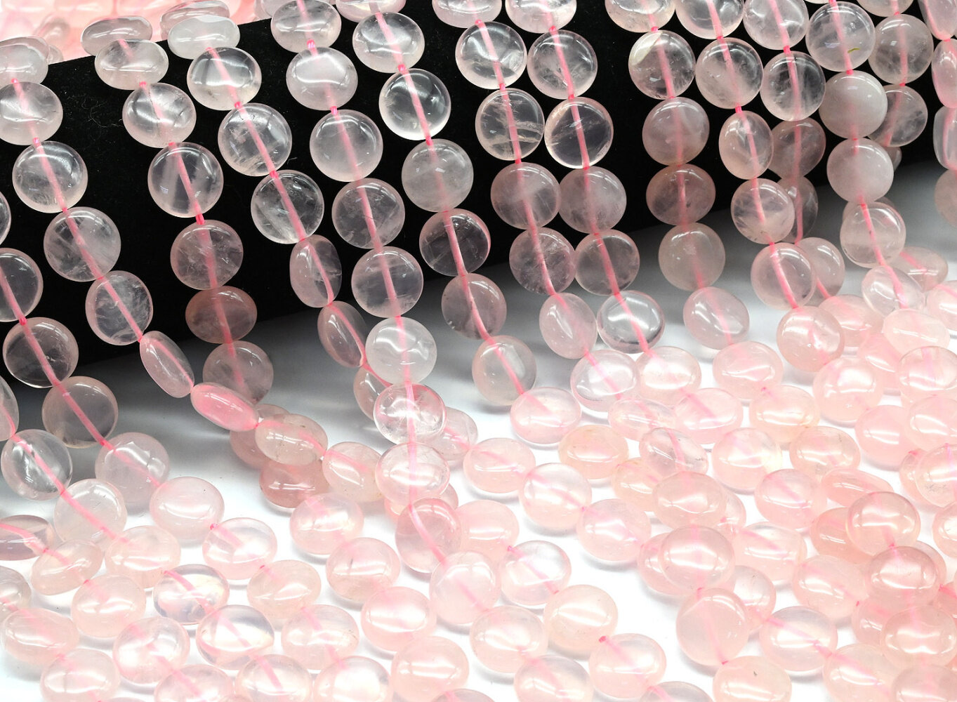Бусины из розового кварца круг 12мм, 40см, 33 бусины .
