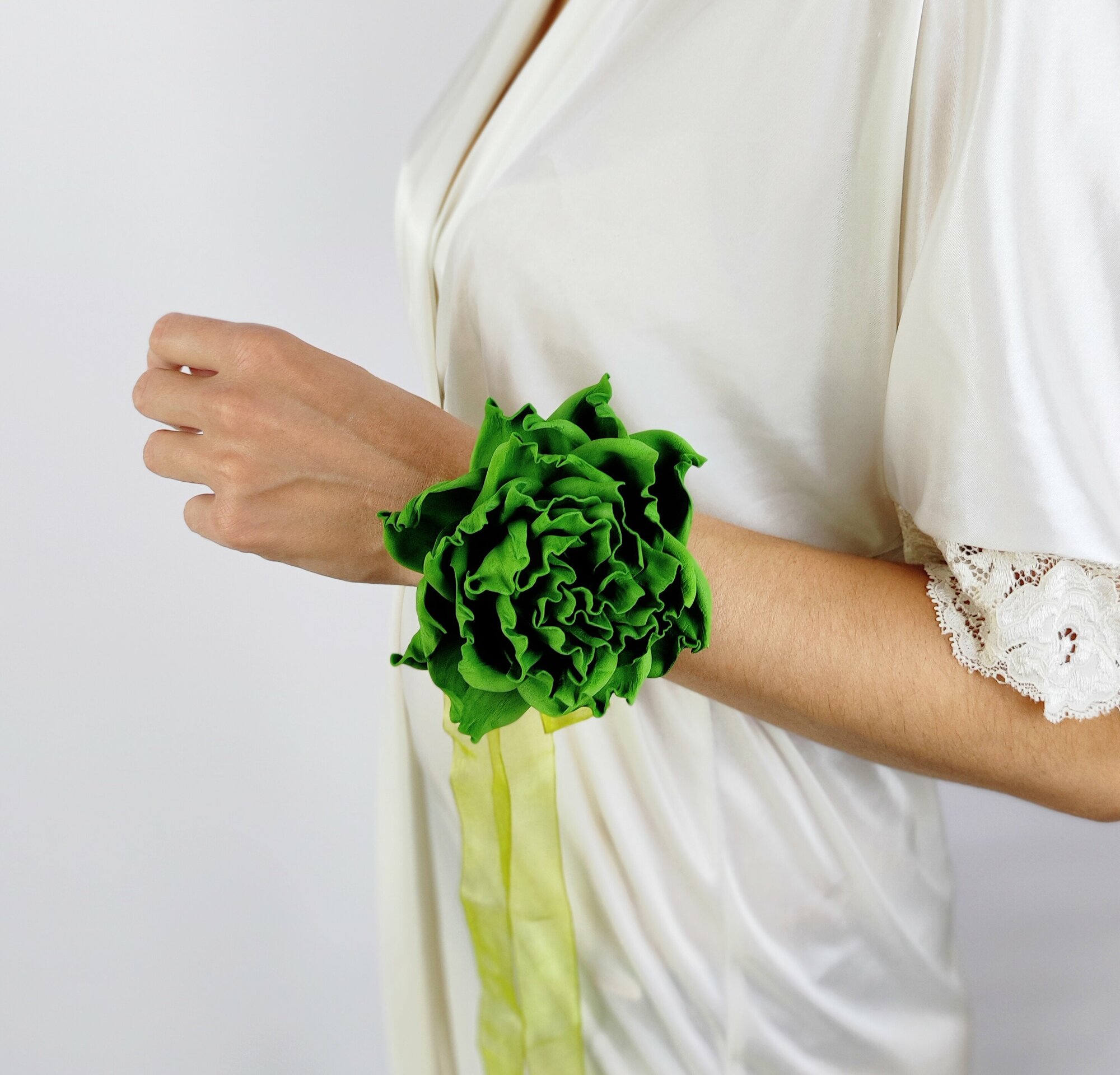 Браслет-нить