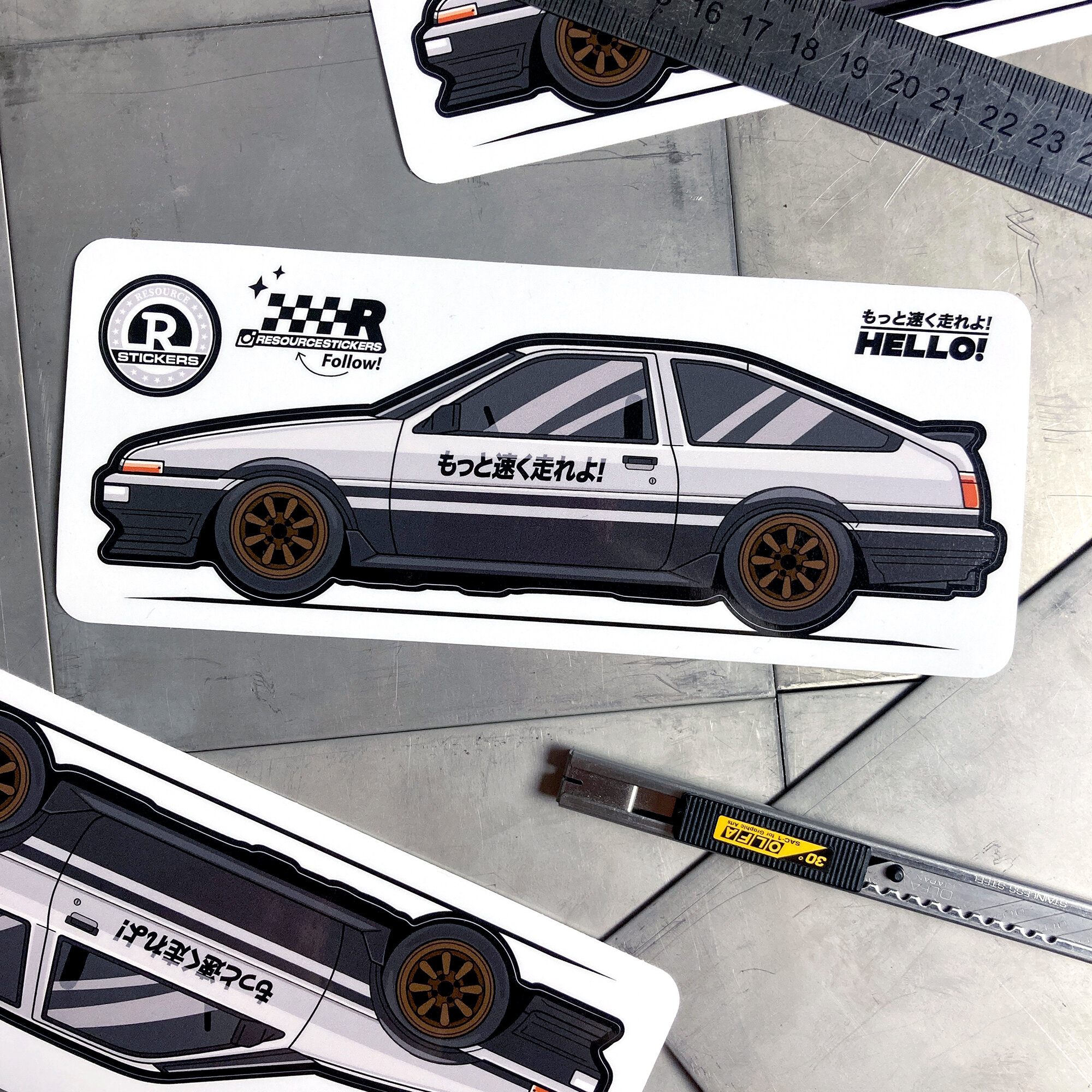 Виниловая наклейка машинка Toyota ae86 белая JDM 17.5х5.5