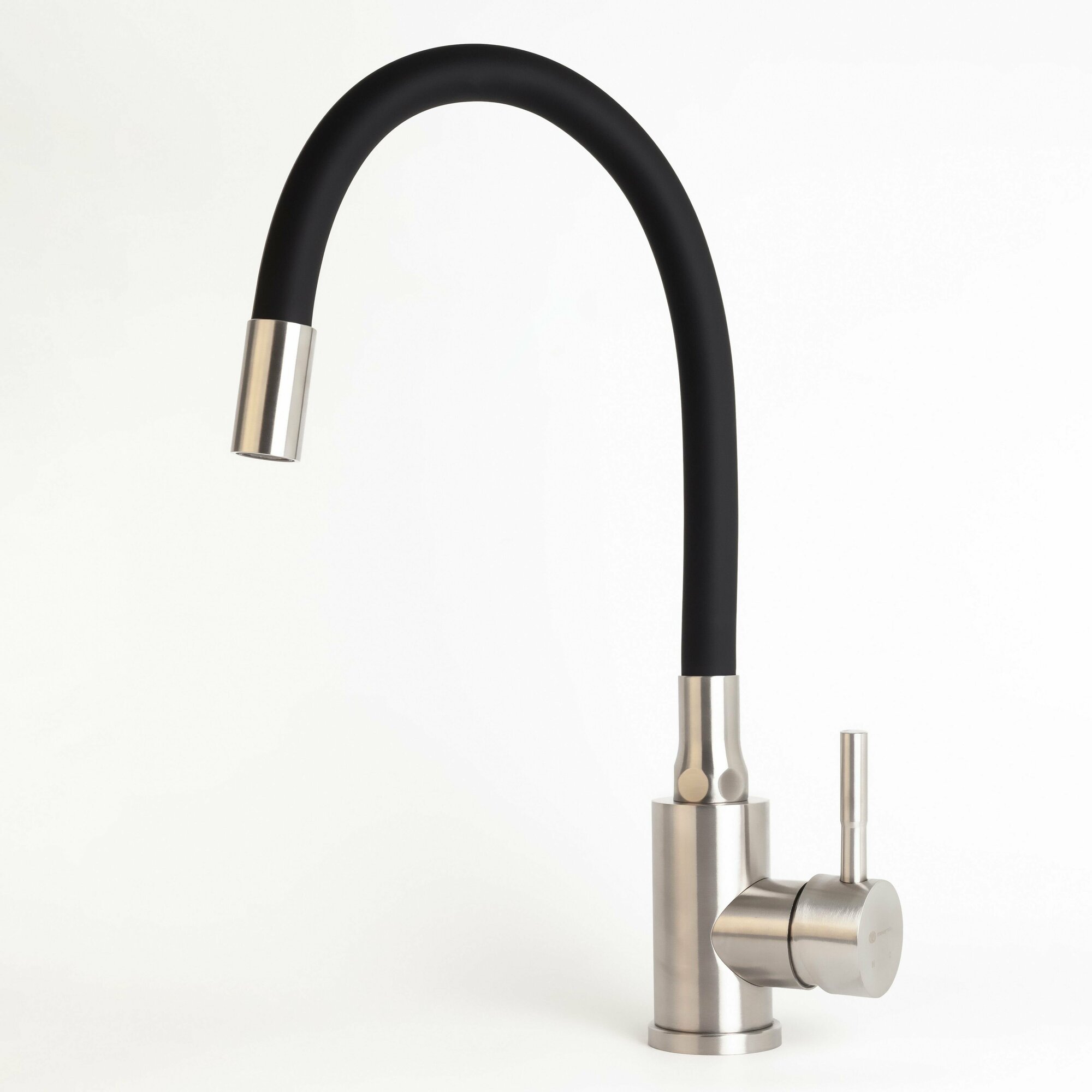 DIVINO / Смеситель для кухни гибкий черный нержавеющая сталь / 15940