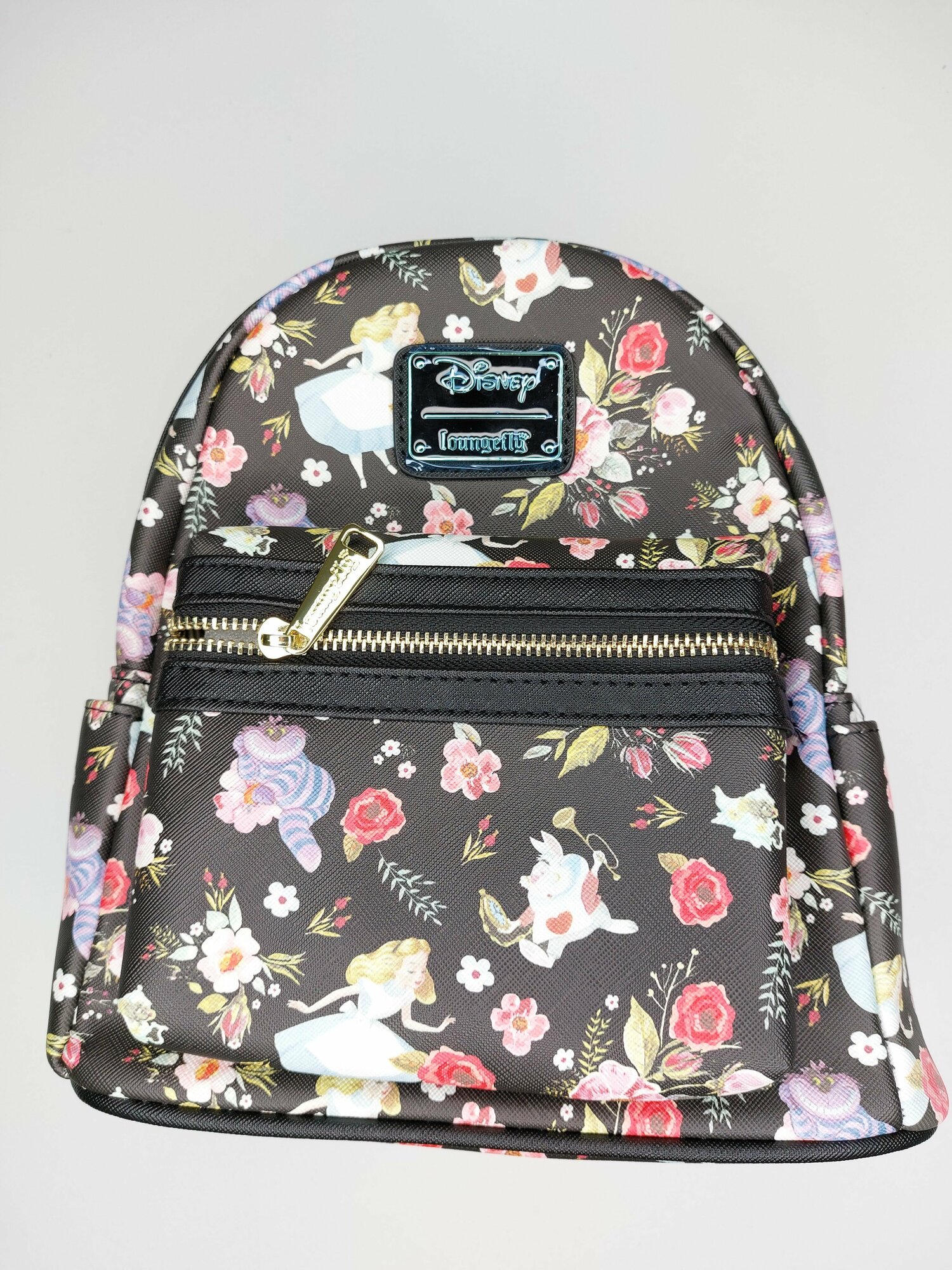 Сумка рюкзак в стиле Алиса в стране Чудес Alice in Wonderland Loungefly