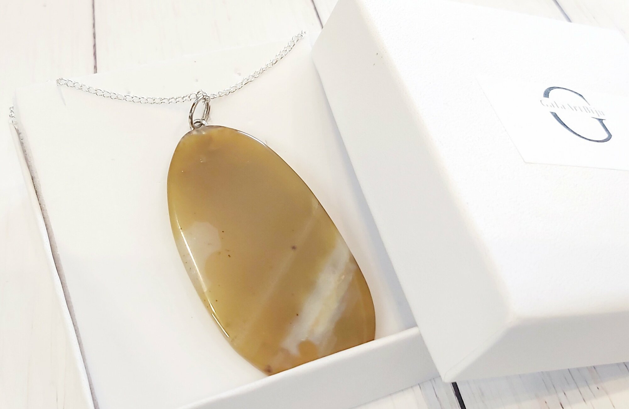 Колье, агат