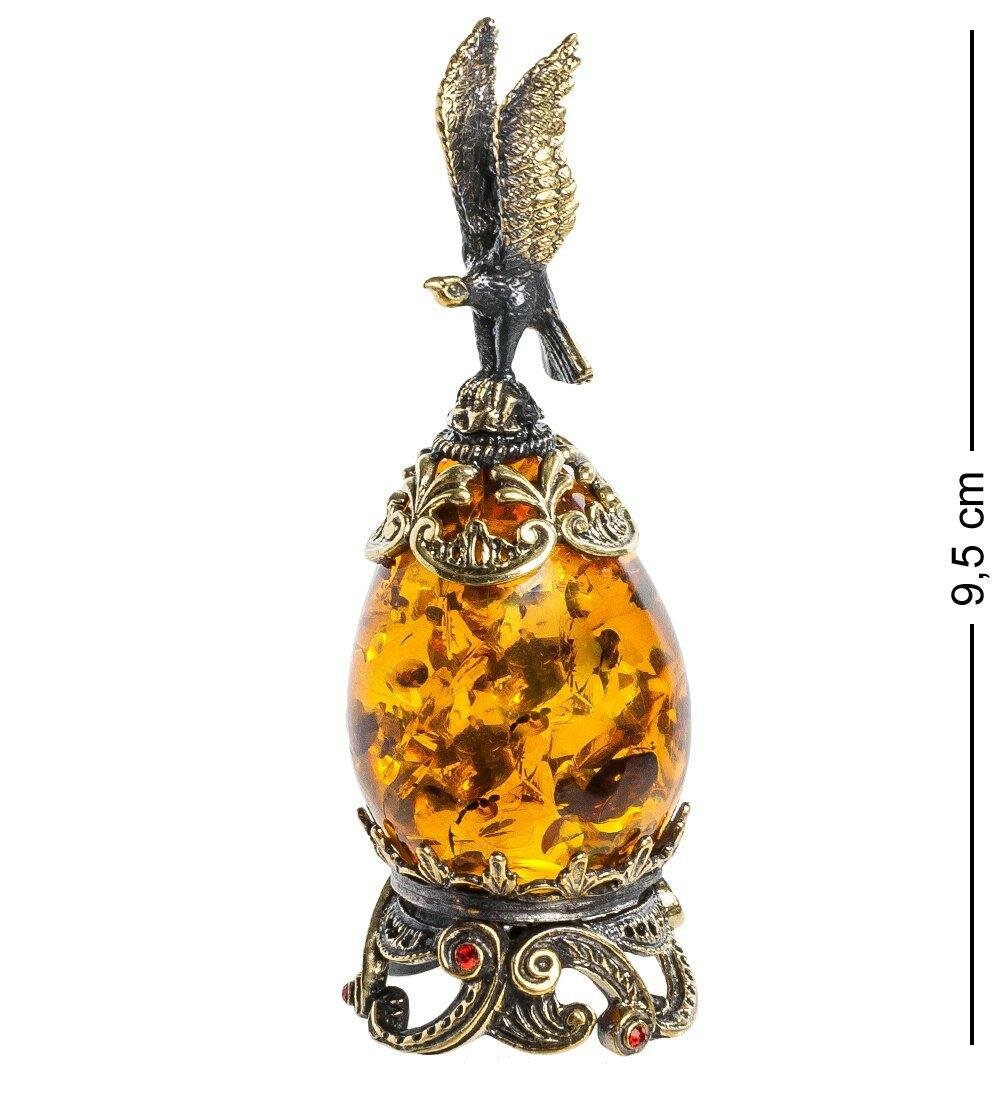 Фигурка Сокол на яйце (янтарь)