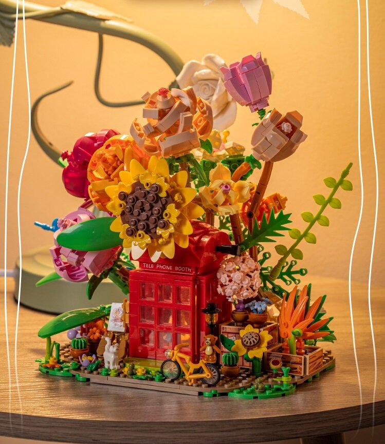 Конструктор 3D из миниблоков Balody Телефонная будка с цветами, с подсветкой, с фигурками, 1208 деталей - BA200621