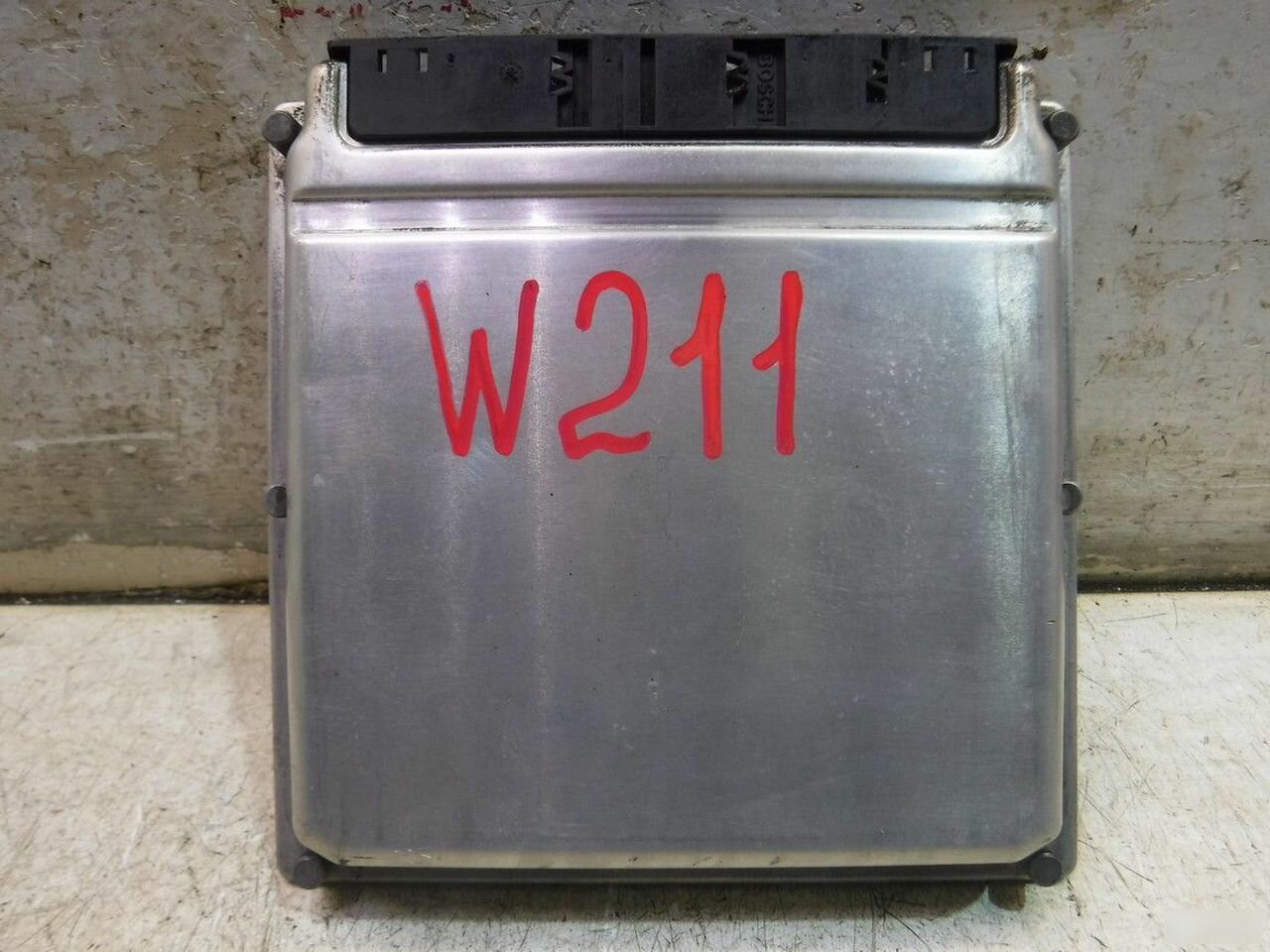 Блок управления двигателем Mercedes-Benz E-класс W211/S211 (2002—2006) 1121536679-0261208657