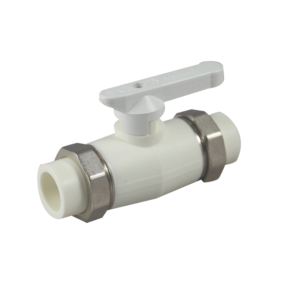 Кран полипропиленовый 32 с двойным разъемным соединением