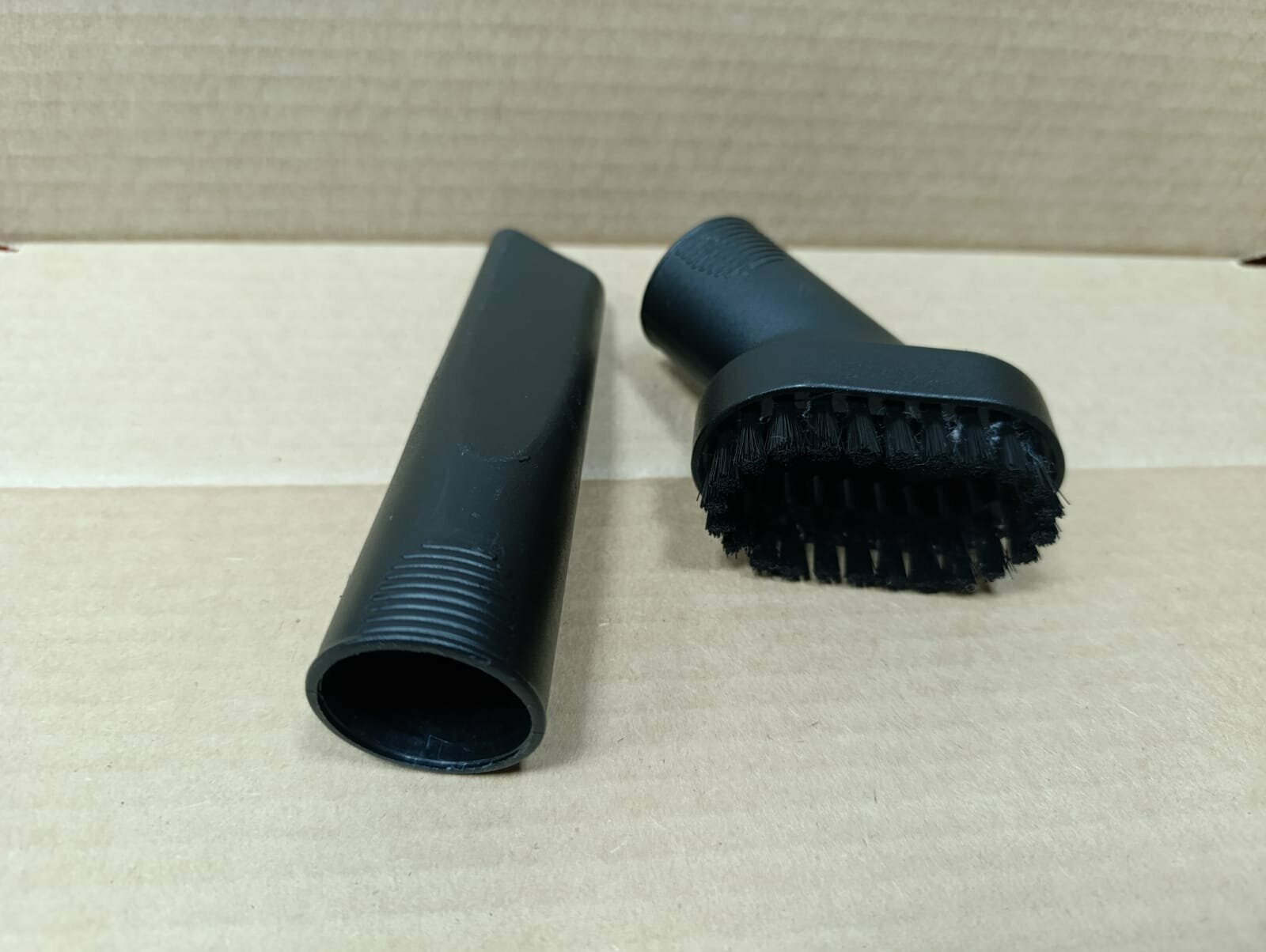 Комплект насадок (2 штуки) для пылесоса Doffler VCC 2280 BL