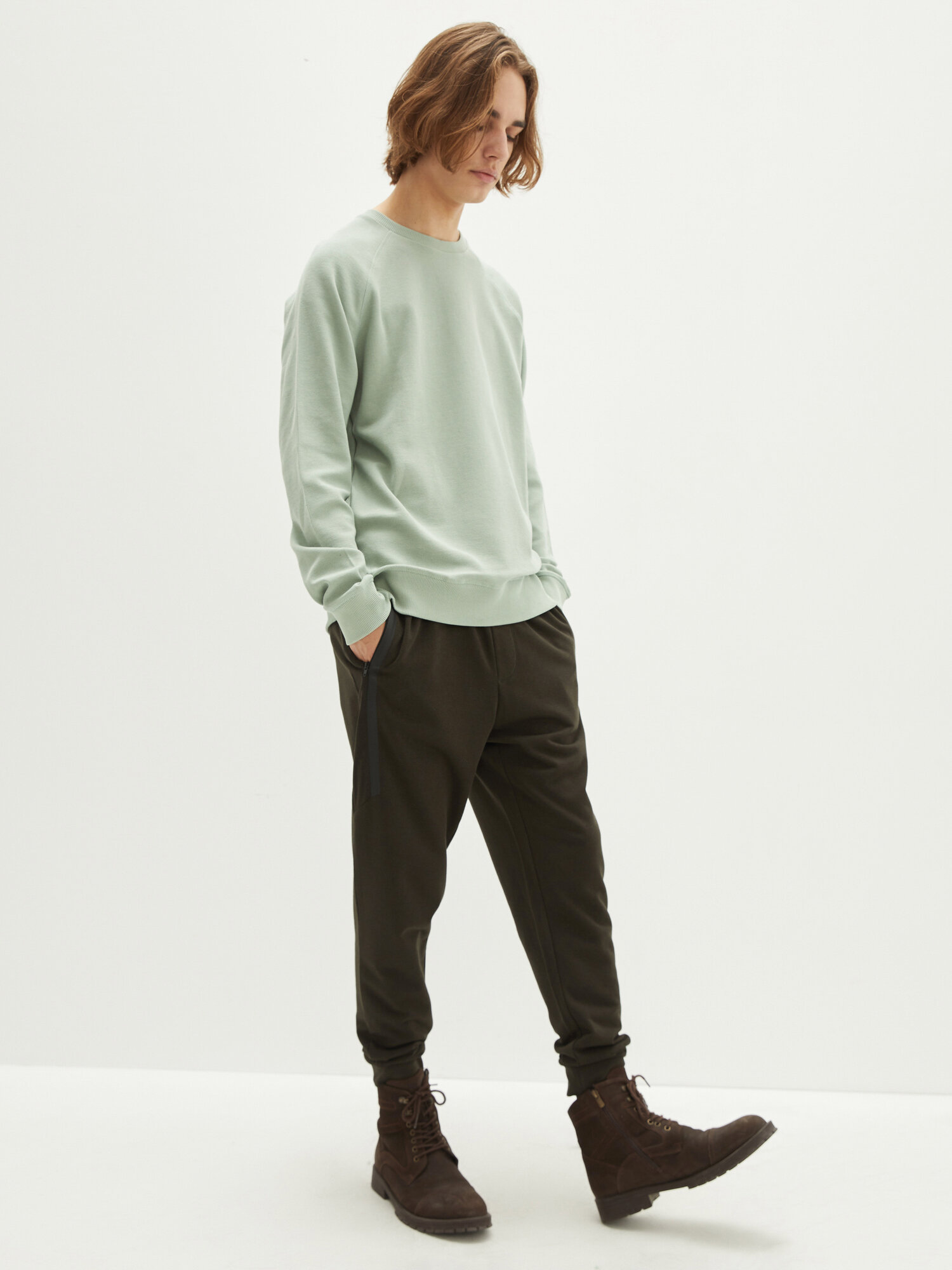 Брюки спортивные