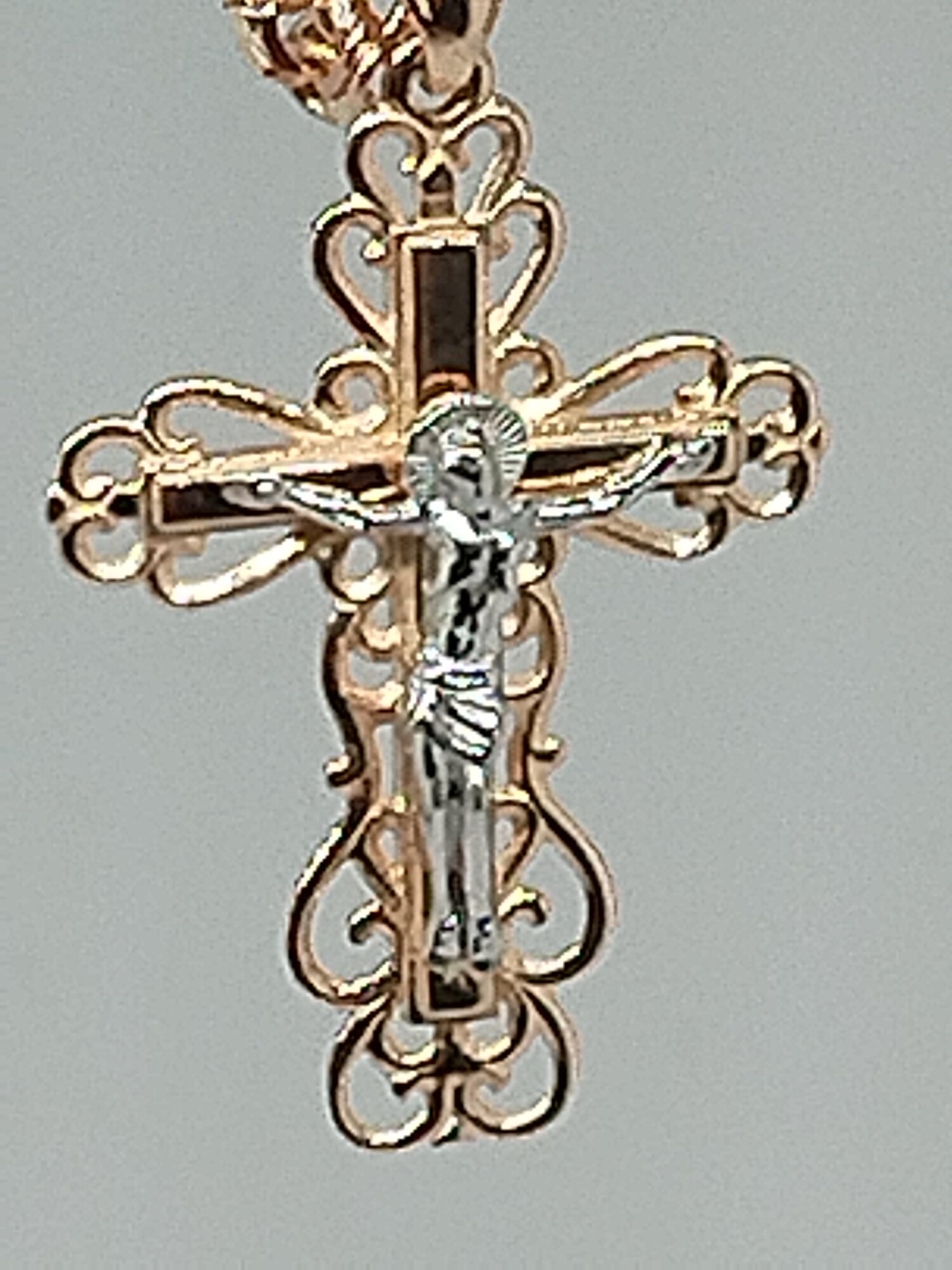 Крестик, красное золото, 585 проба, родирование