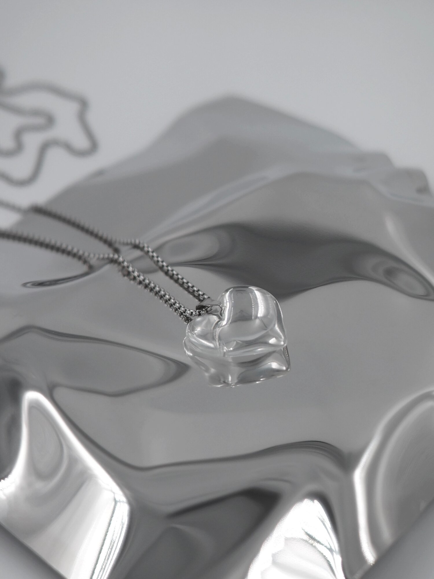 Колье, стекло