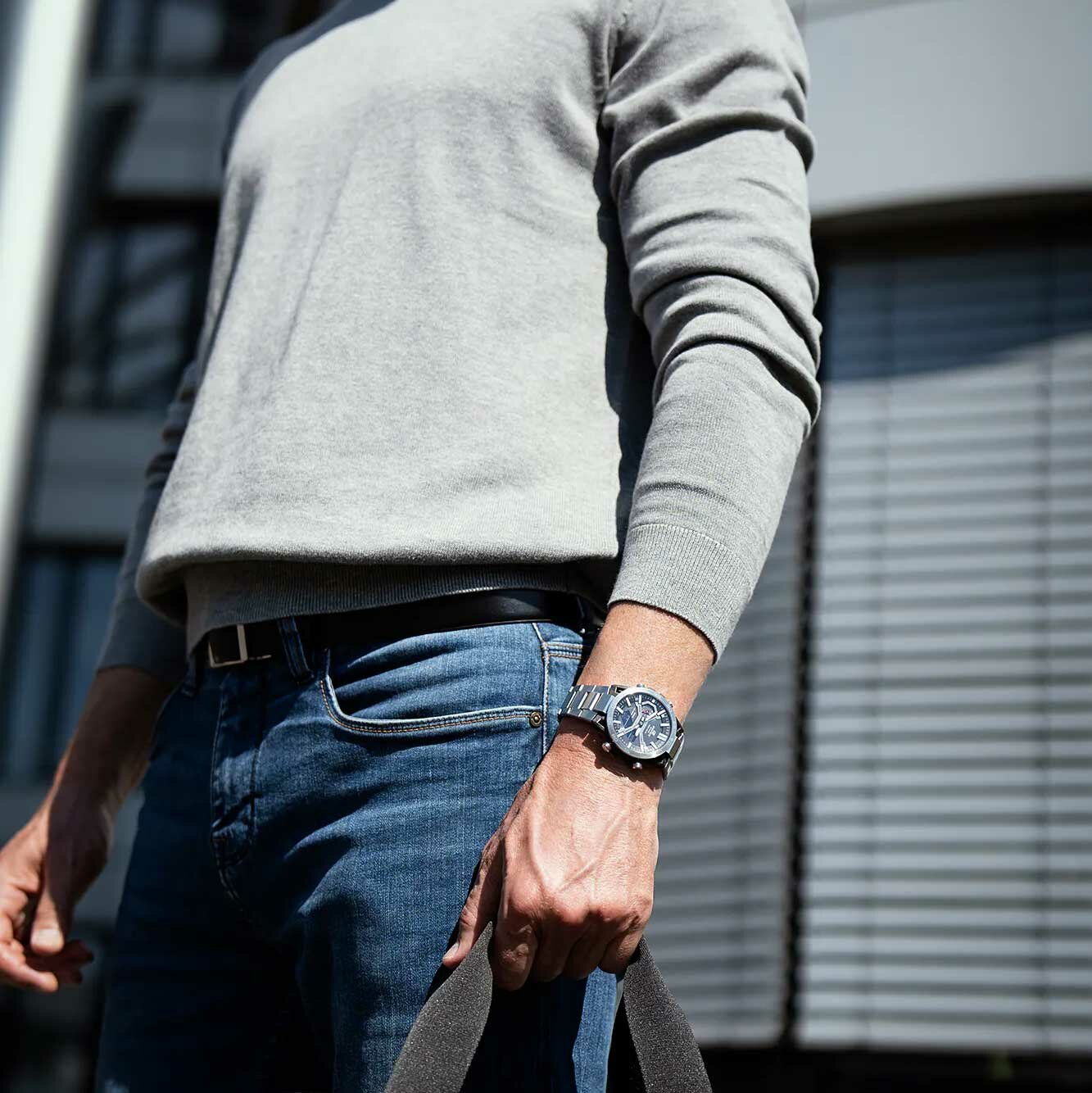 Наручные часы CASIO Edifice, серый — фото 1