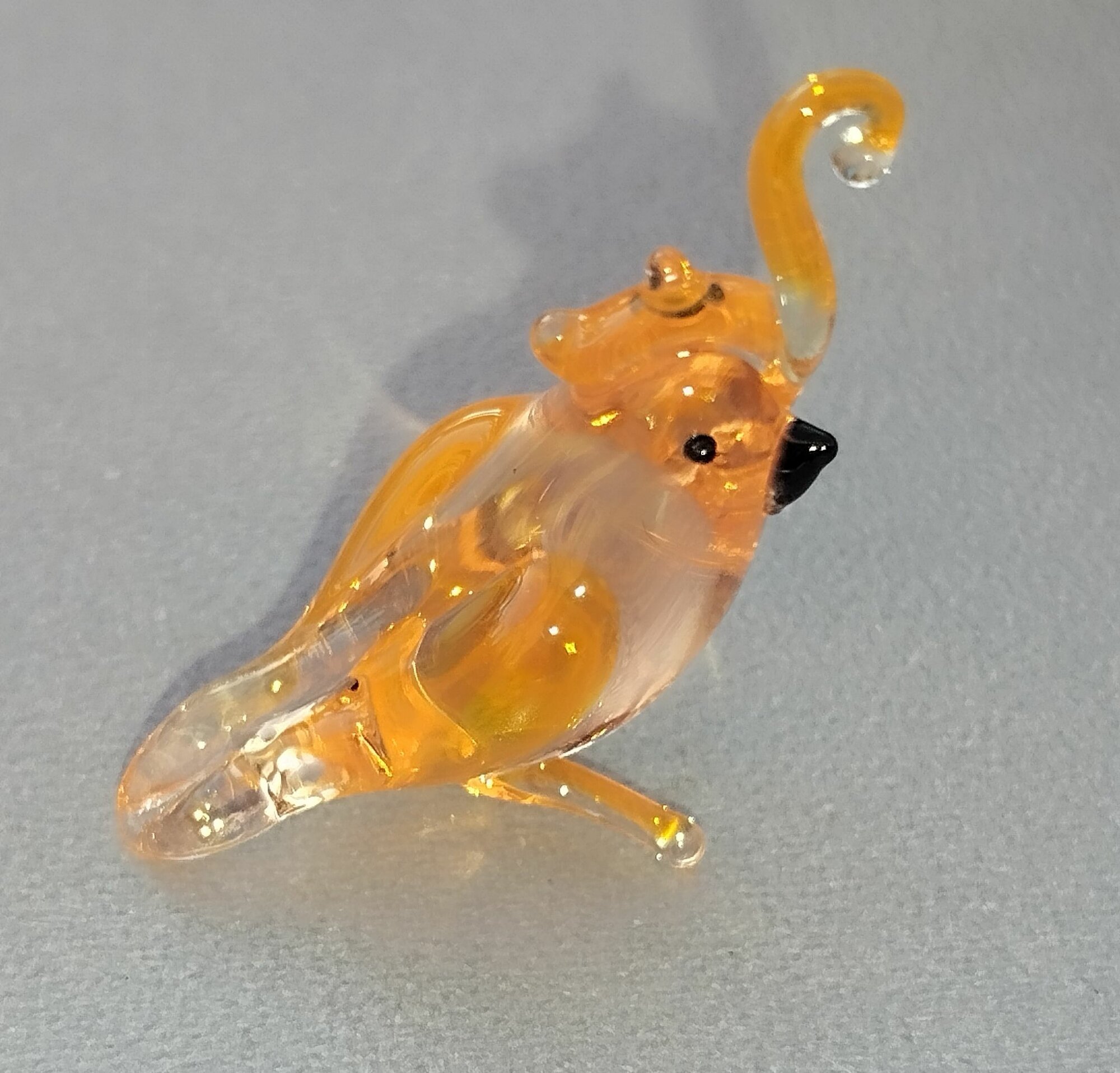 Стеклянная микро фигурка попугай