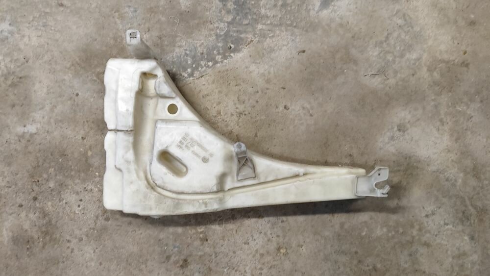 Бачок омывателя Volkswagen Touareg 7L0955453B