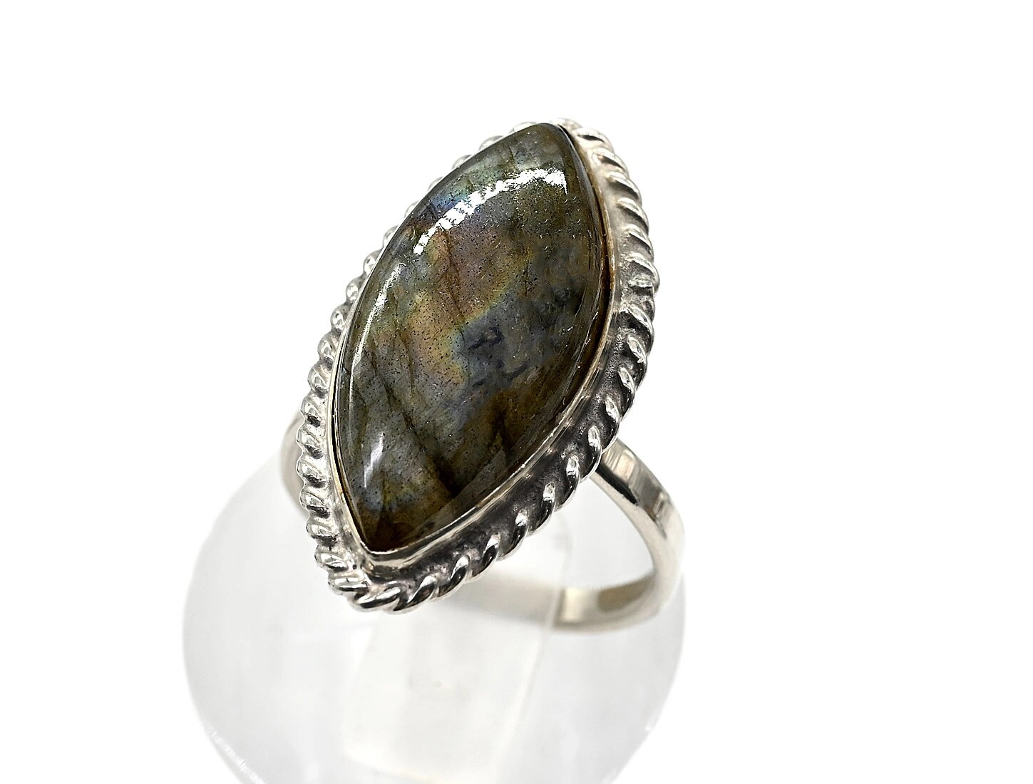 Кольцо, лабрадорит