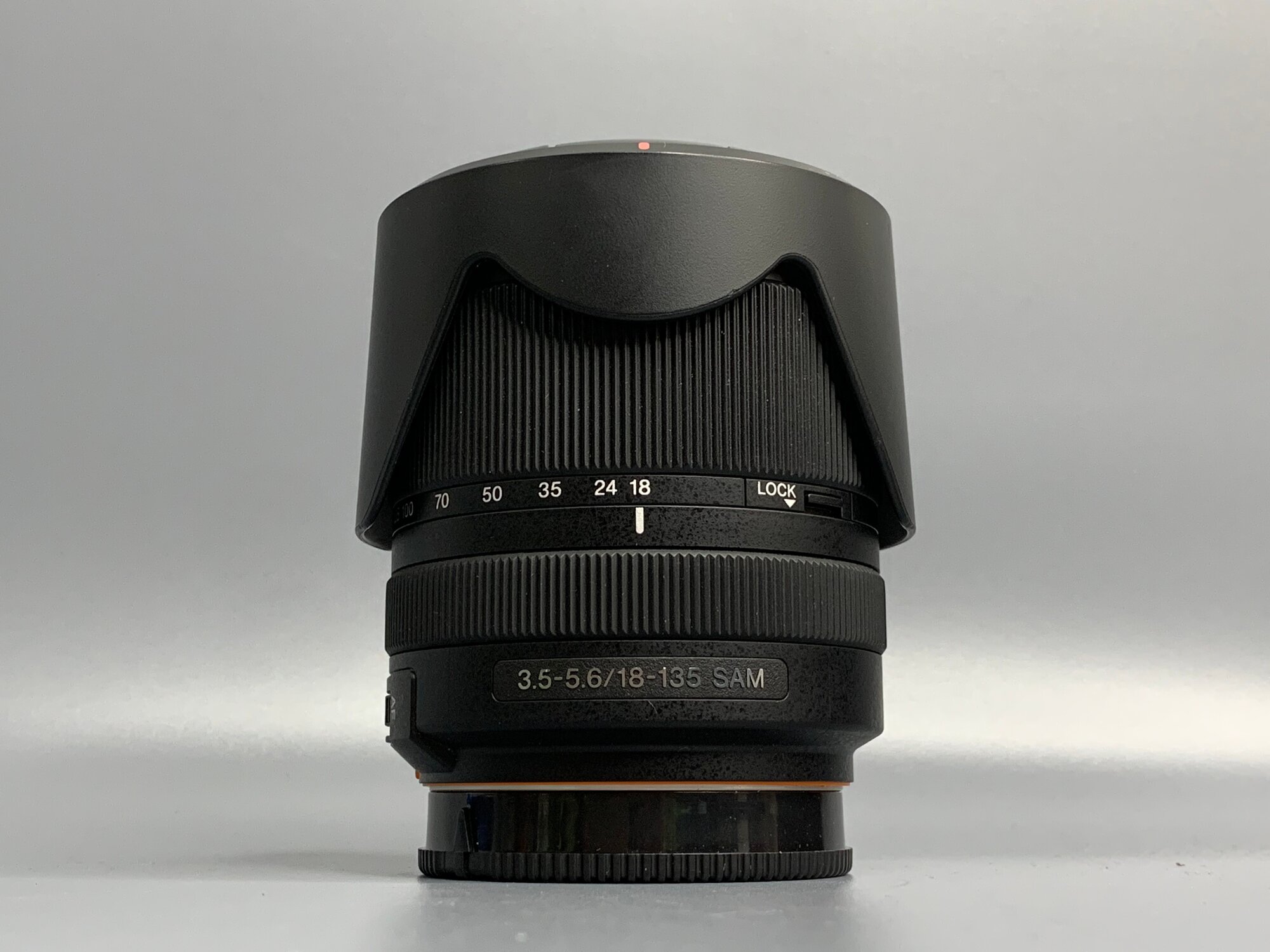 Sony DT 18-135mm 3.5-5.6 SAM SAL-18135