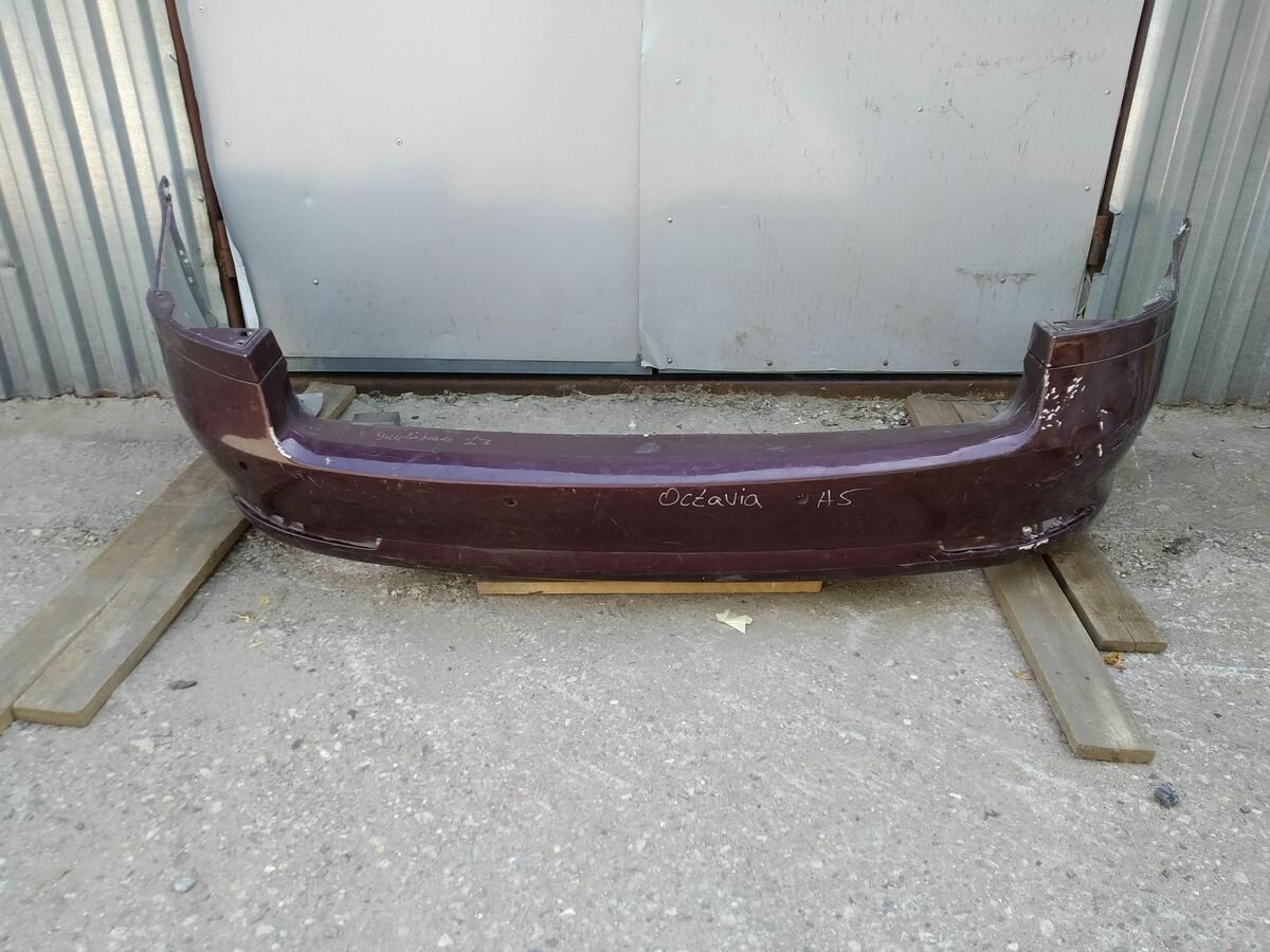 Бампер задний Skoda Octavia A5 1Z 1Z9807421F