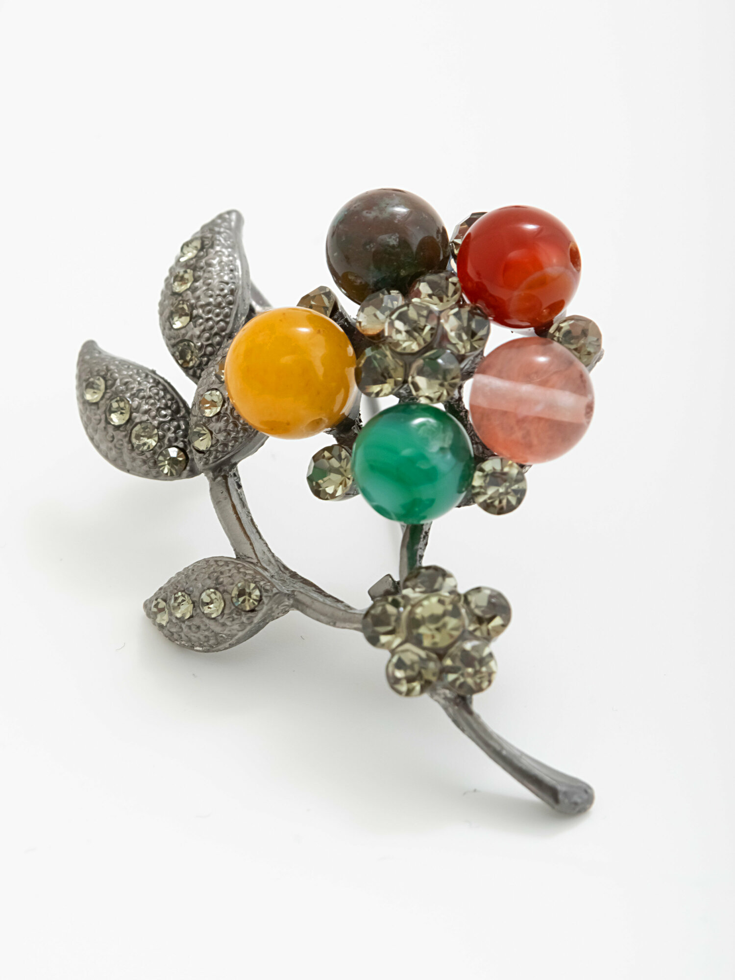 Брошь, кварц, яшма