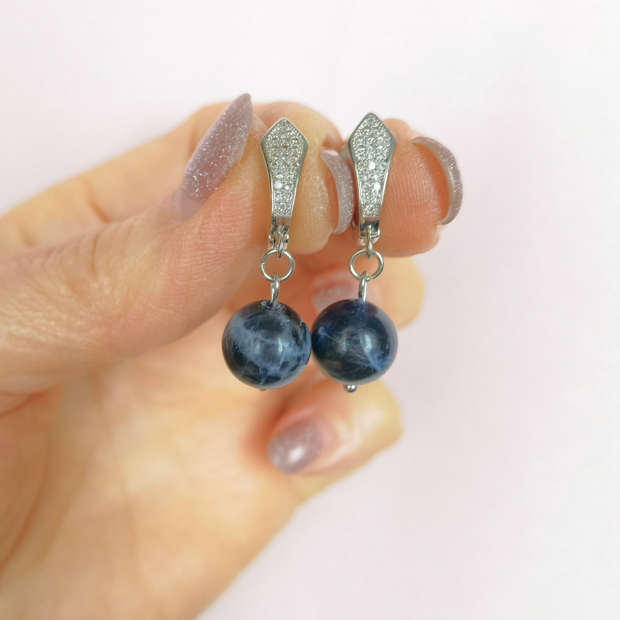 Серьги, содалит