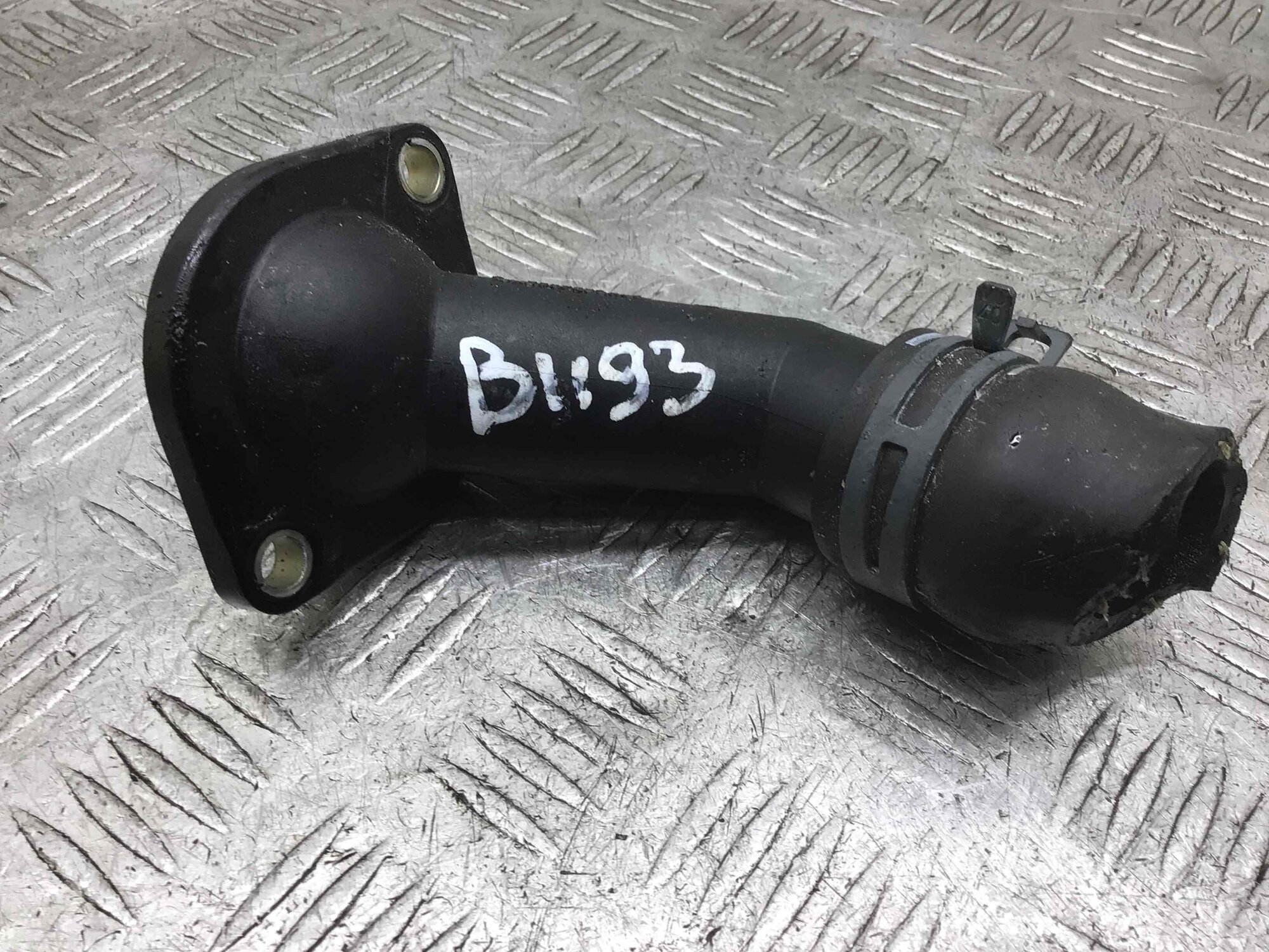 Б/У Корпус термостата Volkswagen Golf 4 поколение (1997-2004) 2001 г.