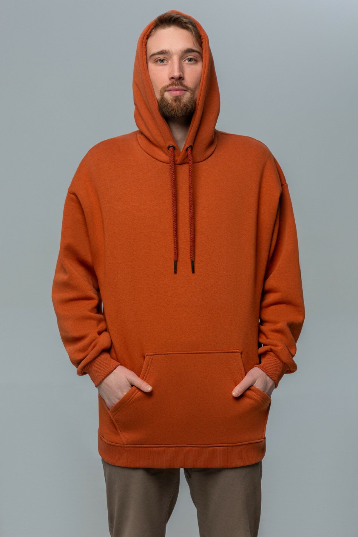 Толстовка спортивная