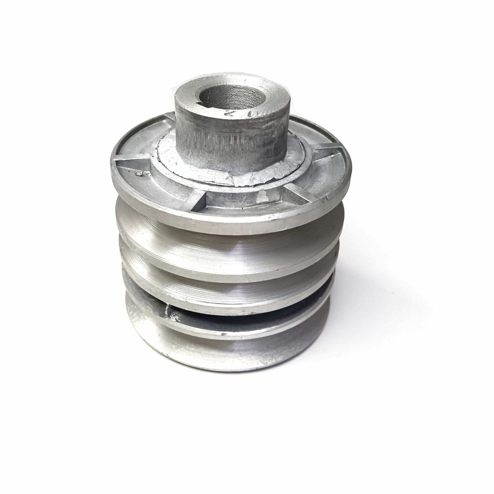 Шкив для мотоблока Каскад, Ока, Луч D-19 мм 3х-ручейковый (для импортного двигателя)