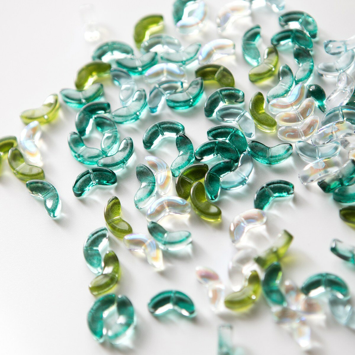 Бусины стеклянные 30 шт, размер 13.5x6x4.5 мм, разные цвета в упаковке