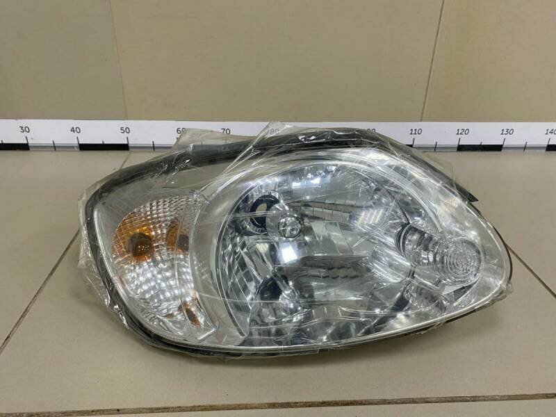 Фара правая Hyundai Accent LC, Tagaz 2000-2012 кат.номер: 9210225531
