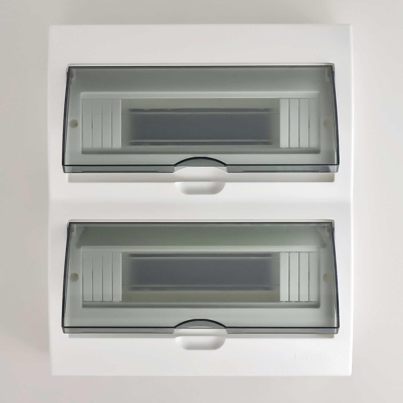 Бокс с прозрачной крышкой ЩРН-П-24 для наружной уст 24-и модульных устройств