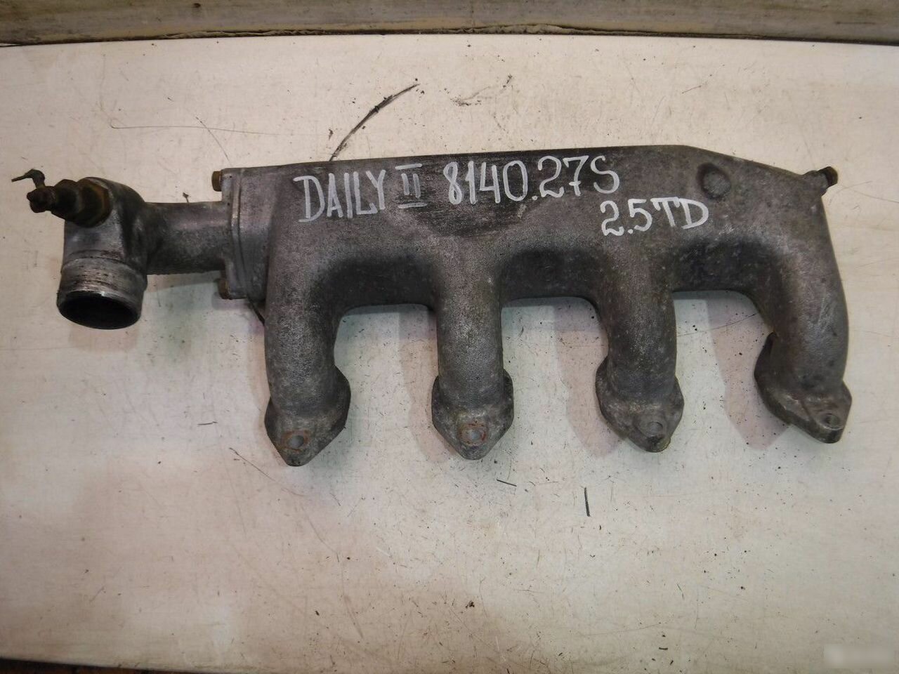 Коллектор впускной Iveco Daily II (1989—1999)