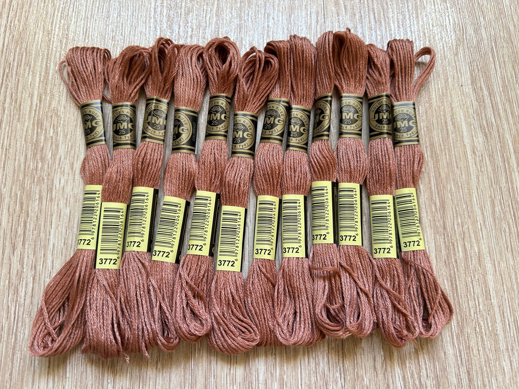 Нитки для вышивания JMC мулине (150-3866) 100% полиэфир 12 штук x 8 м