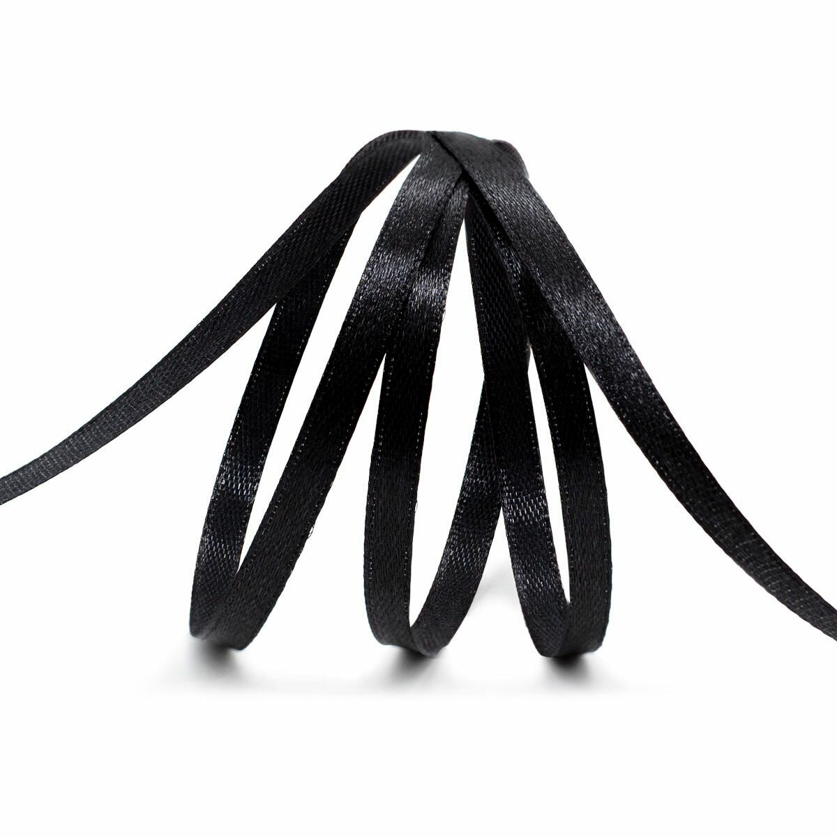 Лента атласная 0,6см*22,86м (аналог 411001) (160 черный)